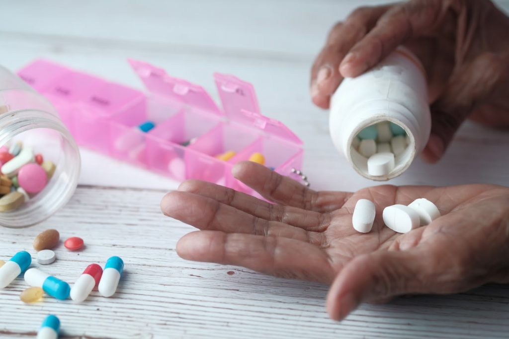 How to Stay Safe When Taking Multiple Medications - Sathsara ...